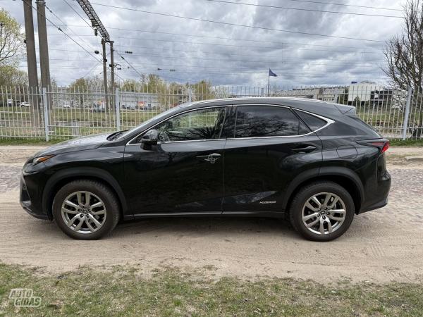 Melns Lexus NX 300h 2019 Viļņa, ar dzinēja tilpumu 2.50 L un nobraukumu 185 tūkst. km par 22700 €, foto 8 vietnē AUTOMOTO.COM.LV