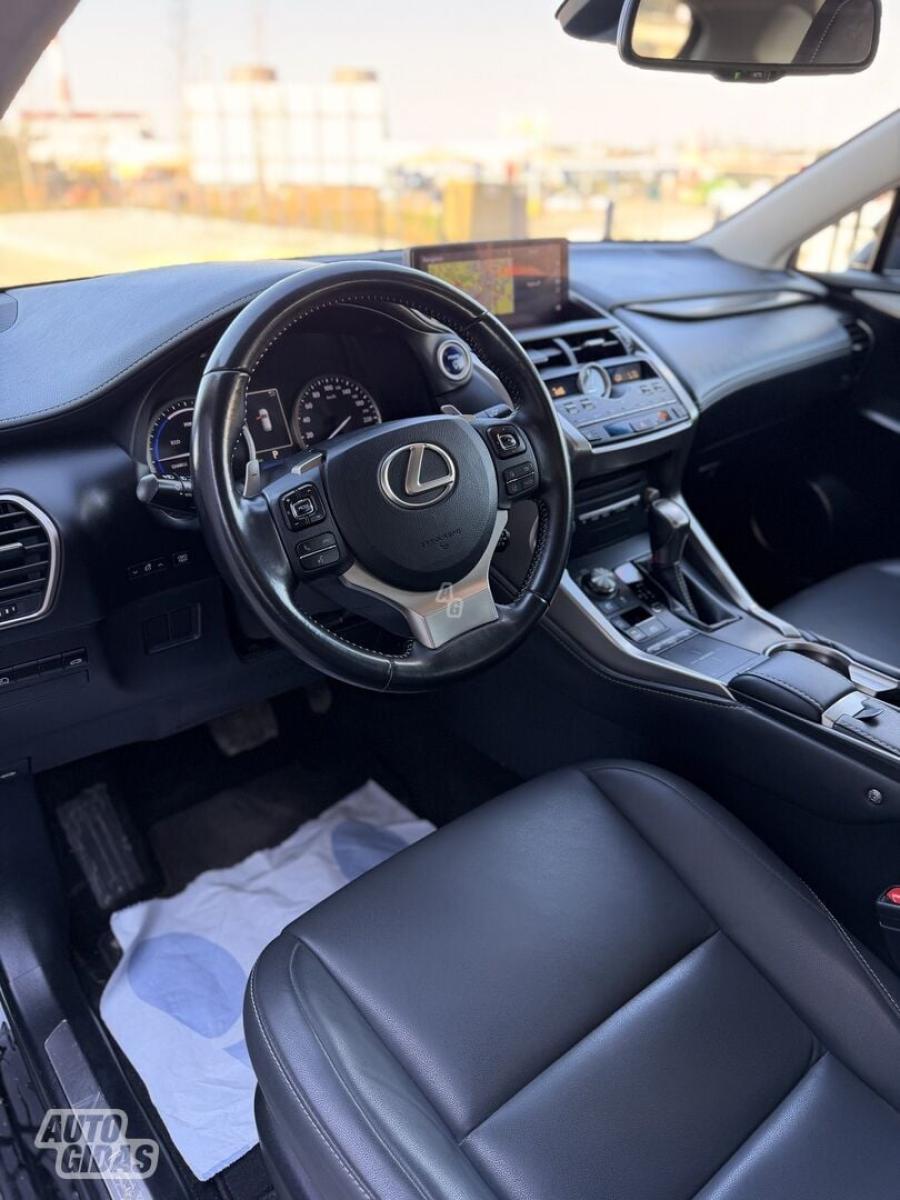 Black Lexus NX 300h 2019 in Vilnius, with an engine capacity of 2.50 L and mileage of 74 thousand km for 29500 €, photo 11 on AUTOMOTO.COM.LV