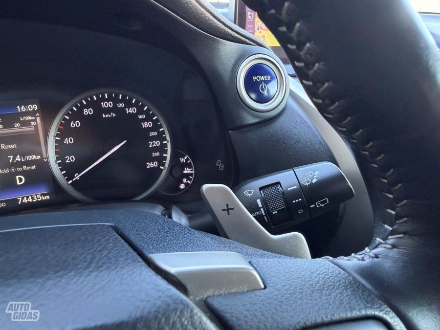 Black Lexus NX 300h 2019 in Vilnius, with an engine capacity of 2.50 L and mileage of 74 thousand km for 29500 €, photo 33 on AUTOMOTO.COM.LV