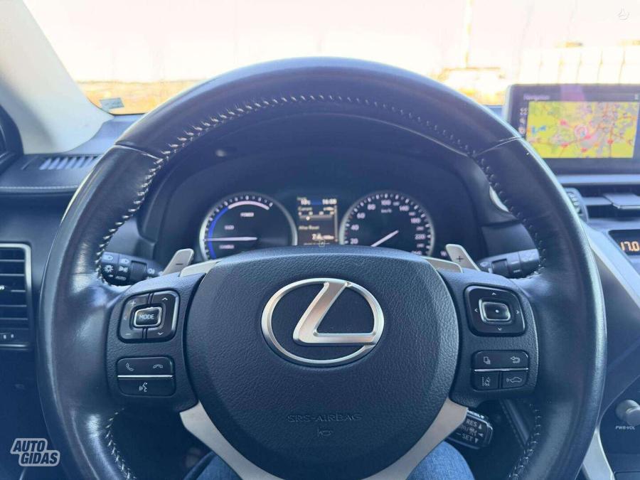 Melns Lexus NX 300h 2019 Viļņa, ar dzinēja tilpumu 2.50 L un nobraukumu 74 tūkst. km par 29500 €, foto 23 vietnē AUTOMOTO.COM.LV
