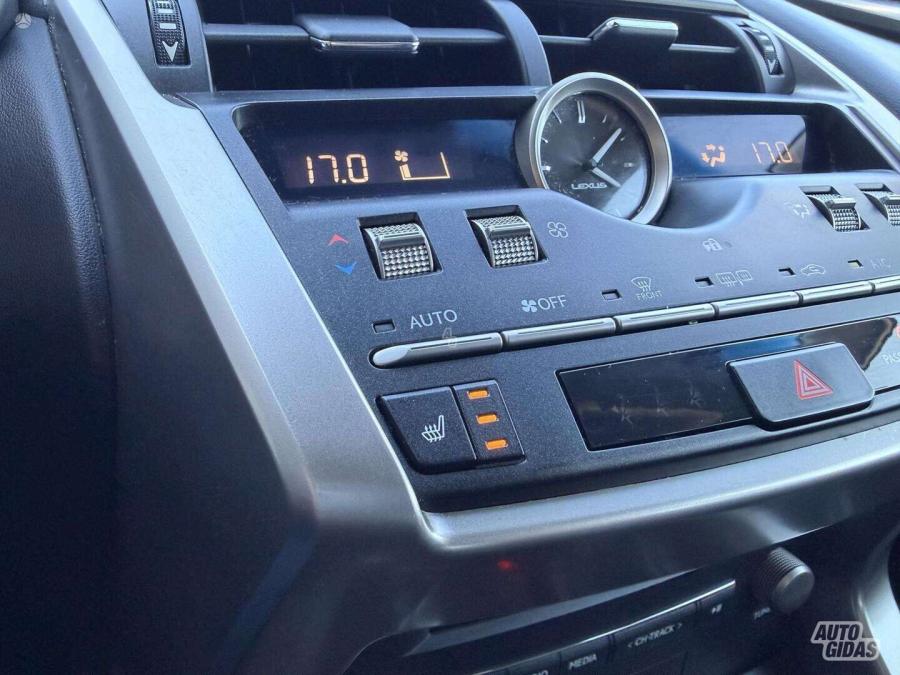 Melns Lexus NX 300h 2019 Viļņa, ar dzinēja tilpumu 2.50 L un nobraukumu 74 tūkst. km par 29500 €, foto 27 vietnē AUTOMOTO.COM.LV