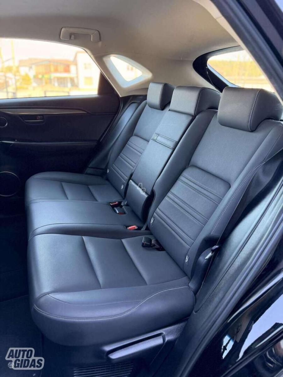 Melns Lexus NX 300h 2019 Viļņa, ar dzinēja tilpumu 2.50 L un nobraukumu 74 tūkst. km par 29500 €, foto 13 vietnē AUTOMOTO.COM.LV