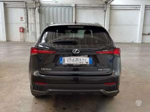 Melns Lexus NX 300h 2019 Kauņa, ar dzinēja tilpumu 2.49 L un nobraukumu 141 tūkst. km par 28600 €, foto 6 vietnē AUTOMOTO.COM.LV