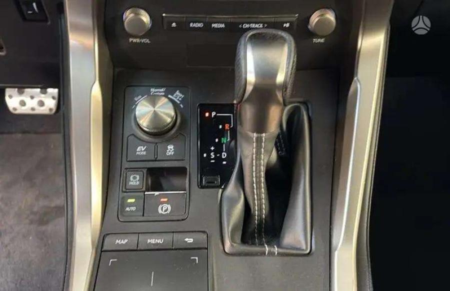 Melns Lexus NX 300h 2019 Kauņa, ar dzinēja tilpumu 2.49 L un nobraukumu 141 tūkst. km par 28600 €, foto 12 vietnē AUTOMOTO.COM.LV