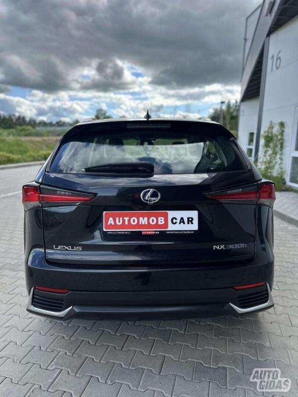 Melns Lexus NX 300h 2020 Viļņa, ar dzinēja tilpumu 2.50 L un nobraukumu 73 tūkst. km par 28890 €, foto 9 vietnē AUTOMOTO.COM.LV