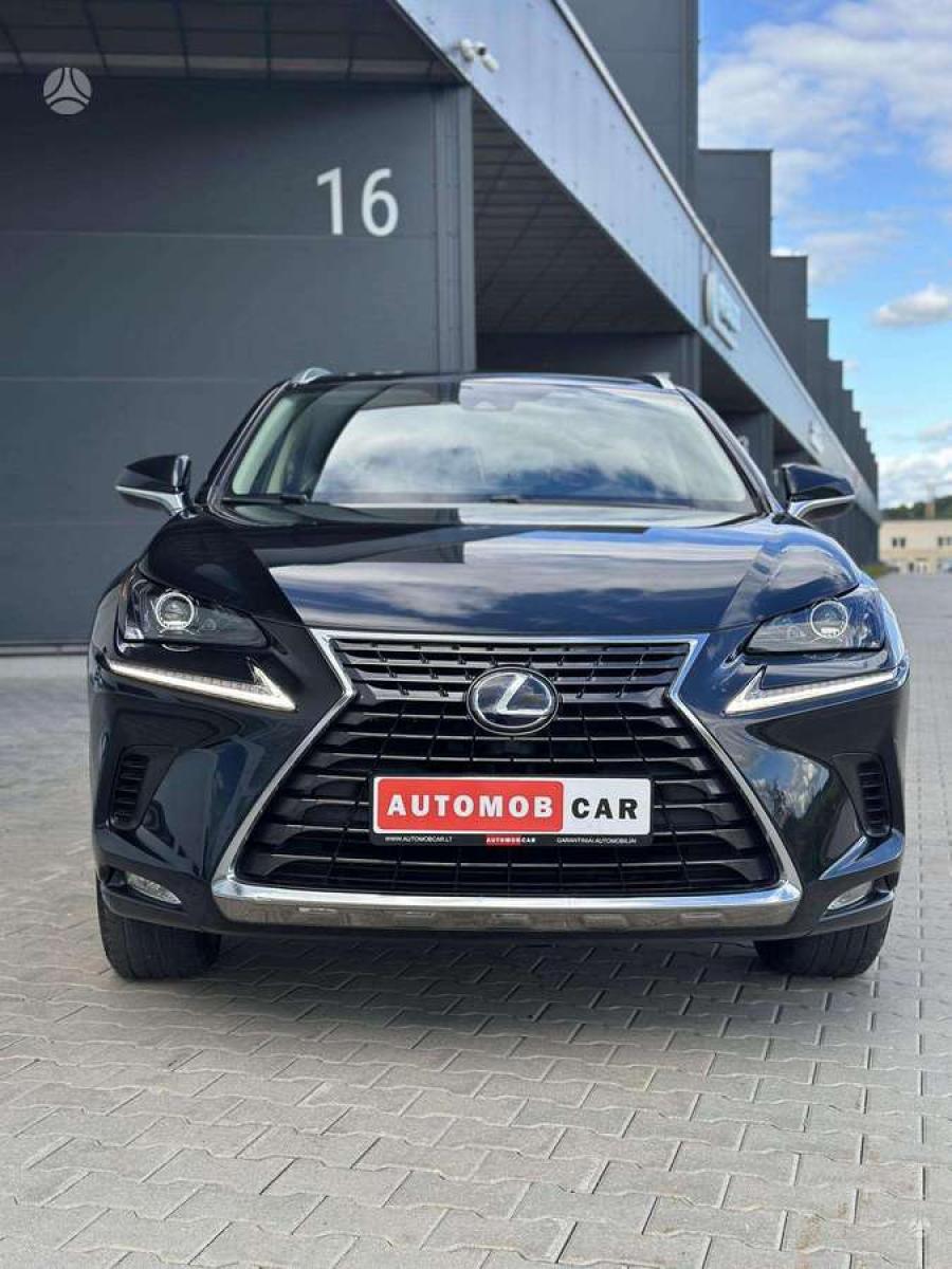 Black Lexus NX 300h 2020 in Vilnius, with an engine capacity of 2.49 L and mileage of 73 thousand km for 28890 €, photo 4 on AUTOMOTO.COM.LV