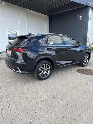 Black Lexus NX 300h 2020 in Vilnius, with an engine capacity of 2.49 L and mileage of 73 thousand km for 28890 €, photo 12 on AUTOMOTO.COM.LV
