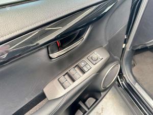 Черный Лексус NX 300h 2020 в Вильнюс, объемом двигателя 2.49 л и пробегом 166 тыс. км за 24079 €, фото 8 на AUTOMOTO.COM.LV