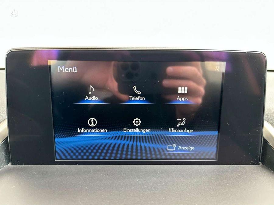 Черный Лексус NX 300h 2020 в Вильнюс, объемом двигателя 2.49 л и пробегом 166 тыс. км за 24079 €, фото 19 на AUTOMOTO.COM.LV