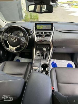 Melns Lexus NX 300h 2020 Viļņa, ar dzinēja tilpumu 2.50 L un nobraukumu 73 tūkst. km par 27950 €, foto 23 vietnē AUTOMOTO.COM.LV