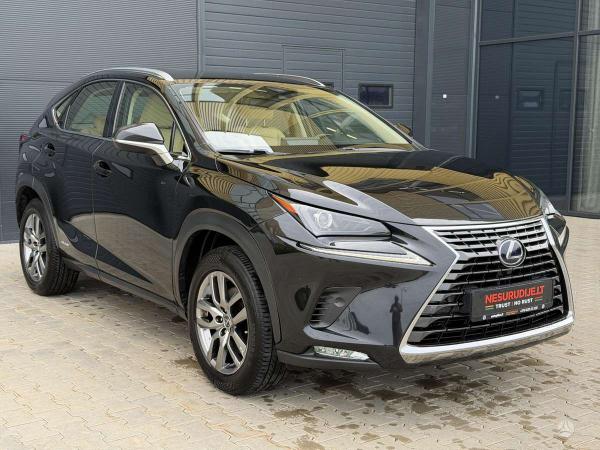 Melns Lexus NX 300h 2020 Viļņa, ar dzinēja tilpumu 2.49 L un nobraukumu 107 tūkst. km par 28888 €, foto 5 vietnē AUTOMOTO.COM.LV