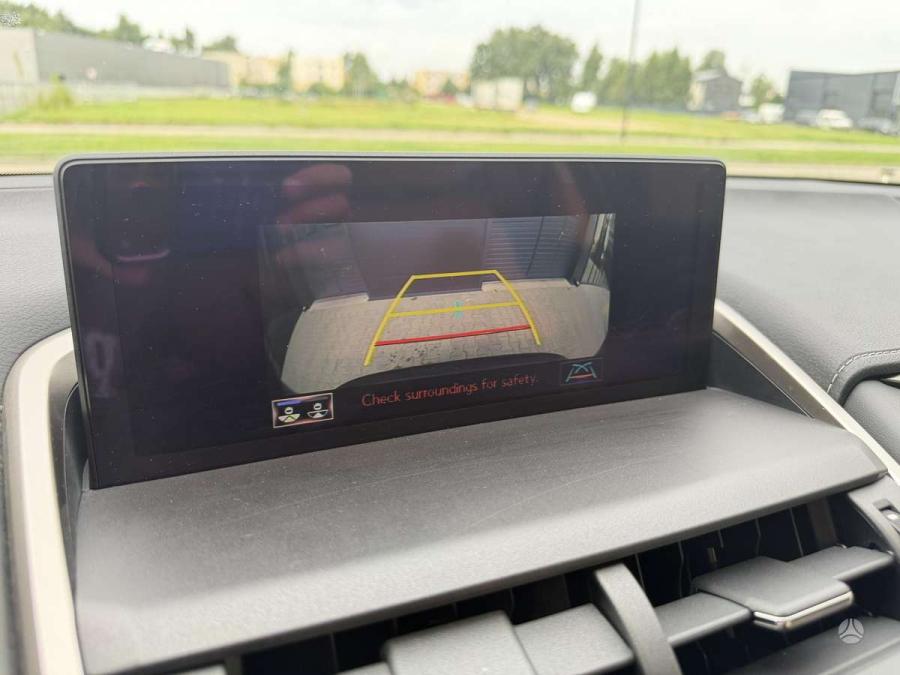 Melns Lexus NX 300h 2020 Viļņa, ar dzinēja tilpumu 2.49 L un nobraukumu 107 tūkst. km par 28888 €, foto 15 vietnē AUTOMOTO.COM.LV