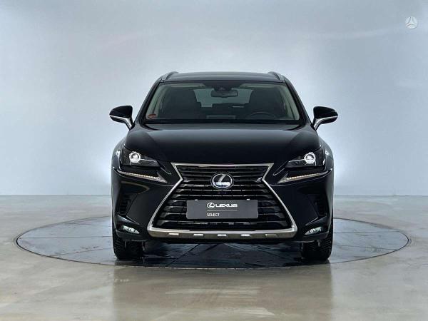 Melns Lexus NX 300h 2021 Viļņa, ar dzinēja tilpumu 2.49 L un nobraukumu 70 tūkst. km par 32900 €, foto 5 vietnē AUTOMOTO.COM.LV