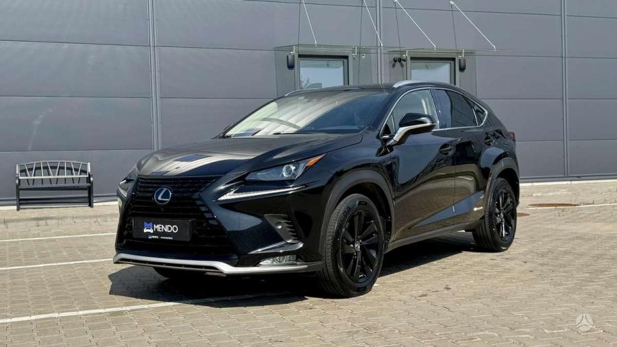 Melns Lexus NX 300h 2021 Viļņa, ar dzinēja tilpumu 2.49 L un nobraukumu 96 tūkst. km par 29990 €, foto 1 vietnē AUTOMOTO.COM.LV