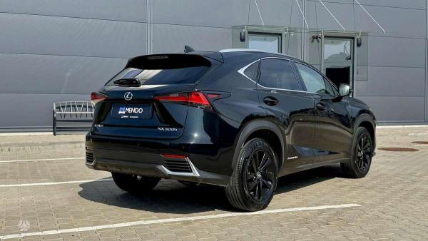 Black Lexus NX 300h 2021 in Vilnius, with an engine capacity of 2.49 L and mileage of 96 thousand km for 29990 €, photo 2 on AUTOMOTO.COM.LV