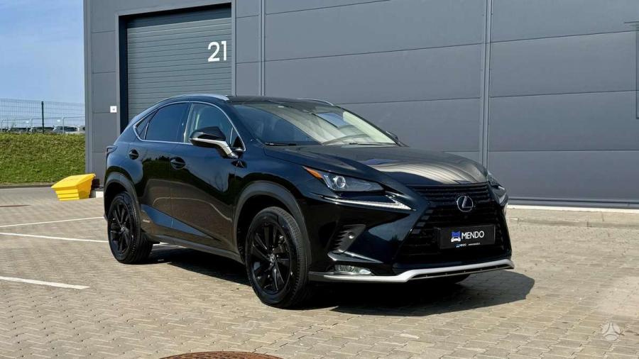 Melns Lexus NX 300h 2021 Viļņa, ar dzinēja tilpumu 2.49 L un nobraukumu 96 tūkst. km par 29990 €, foto 4 vietnē AUTOMOTO.COM.LV