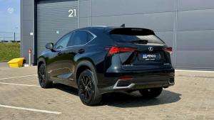 Melns Lexus NX 300h 2021 Viļņa, ar dzinēja tilpumu 2.49 L un nobraukumu 96 tūkst. km par 29990 €, foto 5 vietnē AUTOMOTO.COM.LV