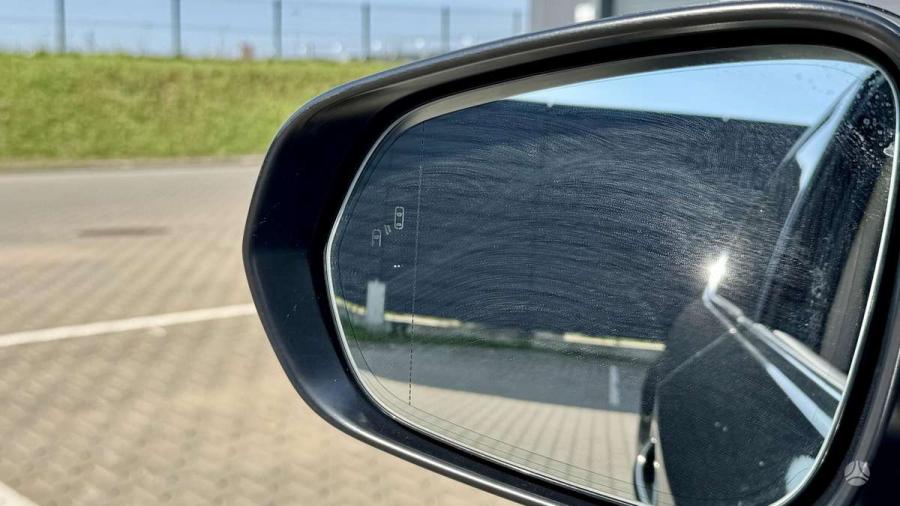 Melns Lexus NX 300h 2021 Viļņa, ar dzinēja tilpumu 2.49 L un nobraukumu 96 tūkst. km par 29990 €, foto 30 vietnē AUTOMOTO.COM.LV
