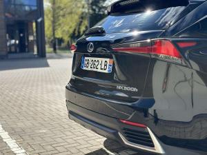 Black Lexus NX 300h 2021 in Vilnius, with an engine capacity of 2.50 L and mileage of 96 thousand km for 20650 €, photo 11 on AUTOMOTO.COM.LV