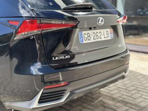 Black Lexus NX 300h 2021 in Vilnius, with an engine capacity of 2.50 L and mileage of 96 thousand km for 20650 €, photo 12 on AUTOMOTO.COM.LV