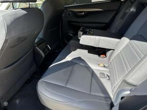 Black Lexus NX 300h 2021 in Vilnius, with an engine capacity of 2.50 L and mileage of 96 thousand km for 20650 €, photo 33 on AUTOMOTO.COM.LV