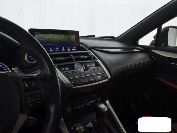 Черный Лексус NX 300h 2021 в Даугавпилс, объемом двигателя 2.49 л и пробегом 185 тыс. км за 26500 €, фото 8 на AUTOMOTO.COM.LV