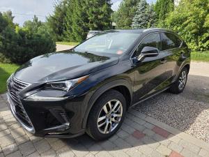 Melns Lexus NX 300h 2021 Viļņa, ar dzinēja tilpumu 2.49 L un nobraukumu 230 tūkst. km par 23000 €, foto  vietnē AUTOMOTO.COM.LV