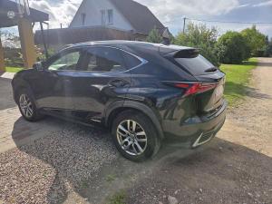 Melns Lexus NX 300h 2021 Viļņa, ar dzinēja tilpumu 2.49 L un nobraukumu 230 tūkst. km par 23000 €, foto 5 vietnē AUTOMOTO.COM.LV
