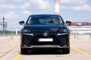 Black Lexus NX 300h 2021 in Vilnius, with an engine capacity of 2.50 L and mileage of 225 thousand km for 21000 €, photo 3 on AUTOMOTO.COM.LV