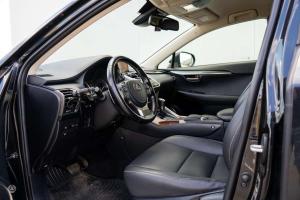 Black Lexus NX 300h 2021 in Vilnius, with an engine capacity of 2.50 L and mileage of 225 thousand km for 21000 €, photo 11 on AUTOMOTO.COM.LV