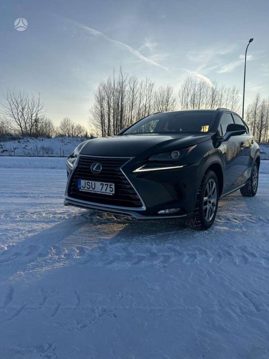 Melns Lexus NX 300h 2018 Viļņa, ar dzinēja tilpumu 0.00 L un nobraukumu 174 tūkst. km par 21500 €, foto 2 vietnē AUTOMOTO.COM.LV