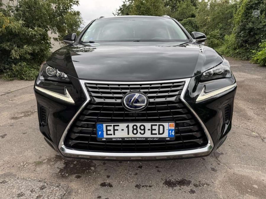 Черный Лексус NX 300h 2016 в Вильнюс, объемом двигателя 0.00 л и пробегом 135 тыс. км за 17200 €, фото 19 на AUTOMOTO.COM.LV