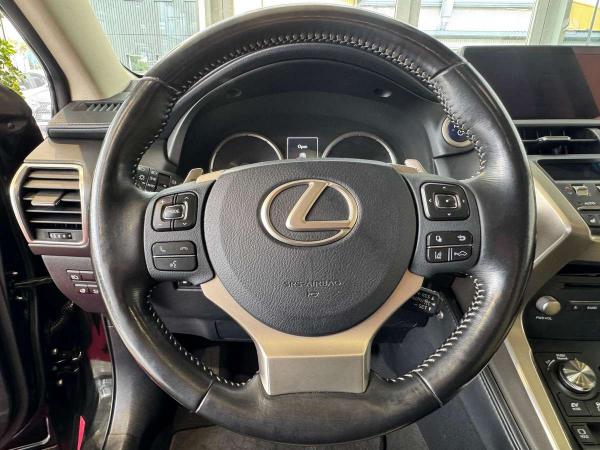 Черный Лексус NX 300h 2018 в Шяуляй, объемом двигателя 2.49 л и пробегом 126 тыс. км за 28900 €, фото 10 на AUTOMOTO.COM.LV