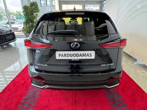 Melns Lexus NX 300h 2018 Šauļi, ar dzinēja tilpumu 2.49 L un nobraukumu 126 tūkst. km par 28900 €, foto 6 vietnē AUTOMOTO.COM.LV