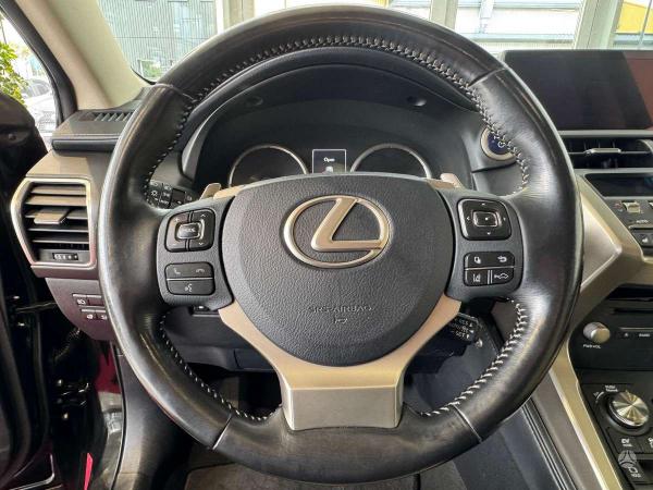 Black Lexus NX 300h 2018 in Siauliai, with an engine capacity of 2.49 L and mileage of 126 thousand km for 28900 €, photo 10 on AUTOMOTO.COM.LV