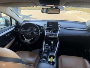 Синий Лексус NX 300h 2015 в Вильнюс, объемом двигателя 2.49 л и пробегом 204 тыс. км за 19600 €, фото 16 на AUTOMOTO.COM.LV