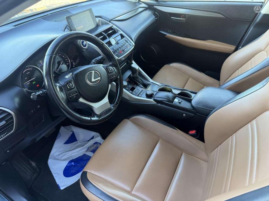 Синий Лексус NX 300h 2015 в Вильнюс, объемом двигателя 2.49 л и пробегом 204 тыс. км за 19600 €, фото 23 на AUTOMOTO.COM.LV