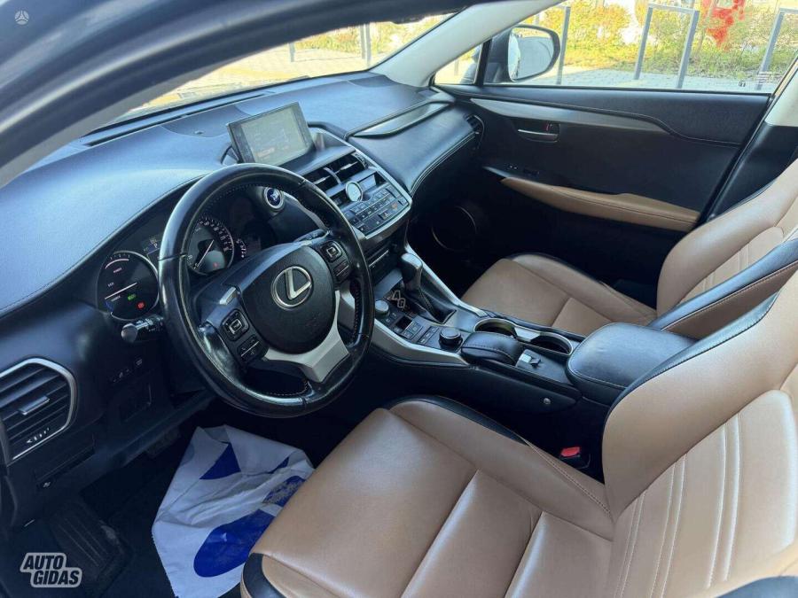 Синий Лексус NX 300h 2015 в Вильнюс, объемом двигателя 2.50 л и пробегом 204 тыс. км за 19600 €, фото 24 на AUTOMOTO.COM.LV