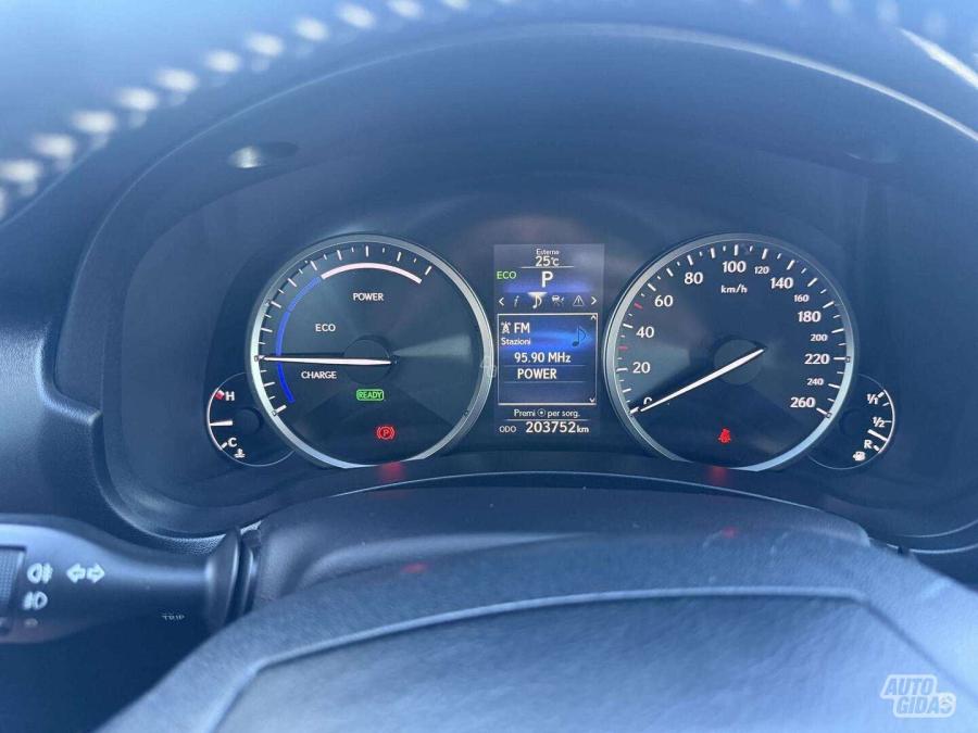 Синий Лексус NX 300h 2015 в Вильнюс, объемом двигателя 2.50 л и пробегом 204 тыс. км за 19600 €, фото 27 на AUTOMOTO.COM.LV