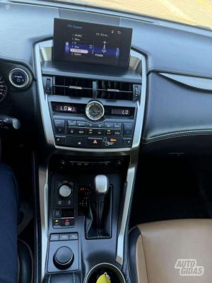 Синий Лексус NX 300h 2015 в Вильнюс, объемом двигателя 2.50 л и пробегом 204 тыс. км за 18350 €, фото 30 на AUTOMOTO.COM.LV