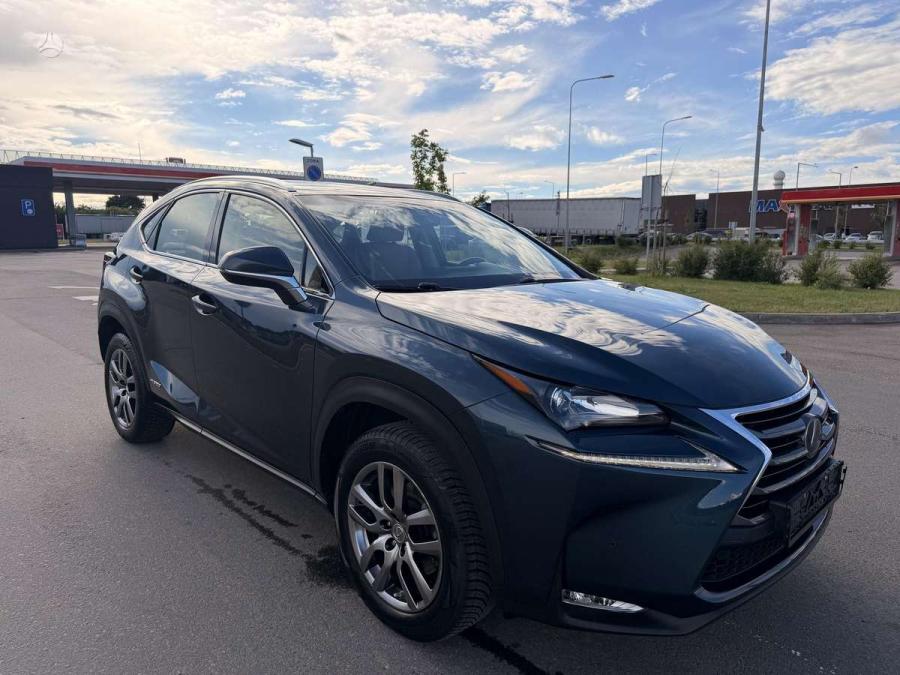 Blue Lexus NX 300h 2015 in Vilnius, with an engine capacity of 2.49 L and mileage of 204 thousand km for 18300 €, photo 12 on AUTOMOTO.COM.LV