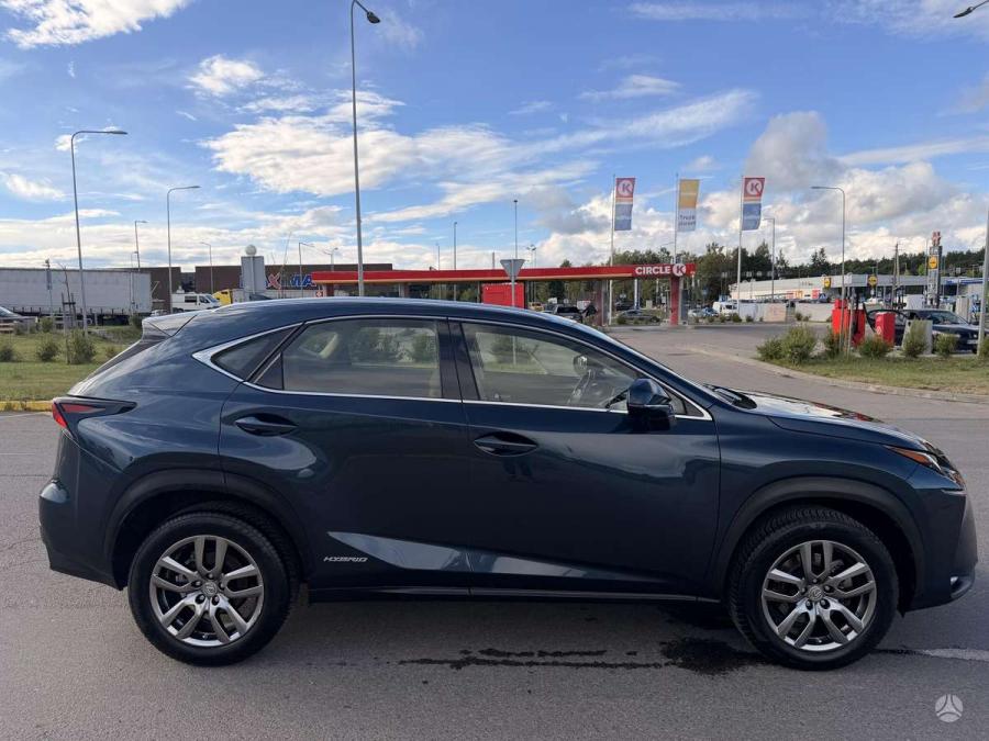 Blue Lexus NX 300h 2015 in Vilnius, with an engine capacity of 2.49 L and mileage of 204 thousand km for 18300 €, photo 13 on AUTOMOTO.COM.LV