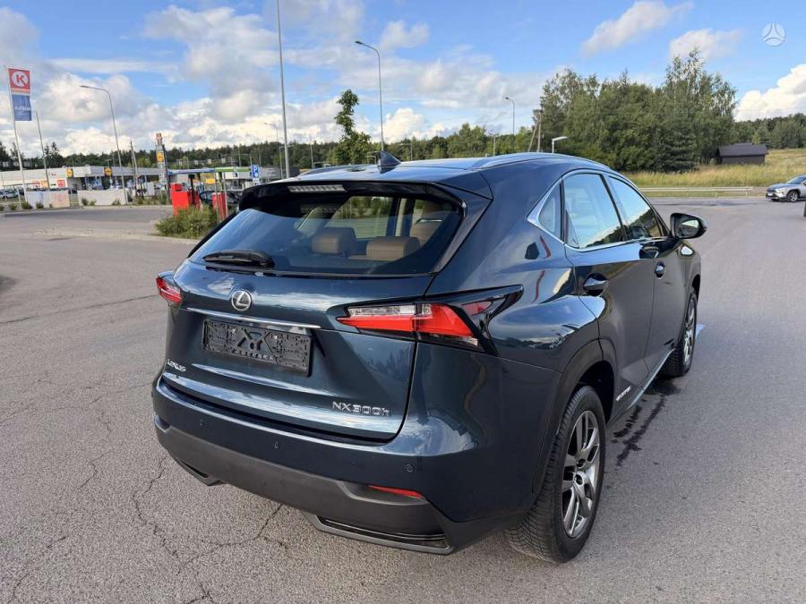 Blue Lexus NX 300h 2015 in Vilnius, with an engine capacity of 2.49 L and mileage of 204 thousand km for 18300 €, photo 14 on AUTOMOTO.COM.LV