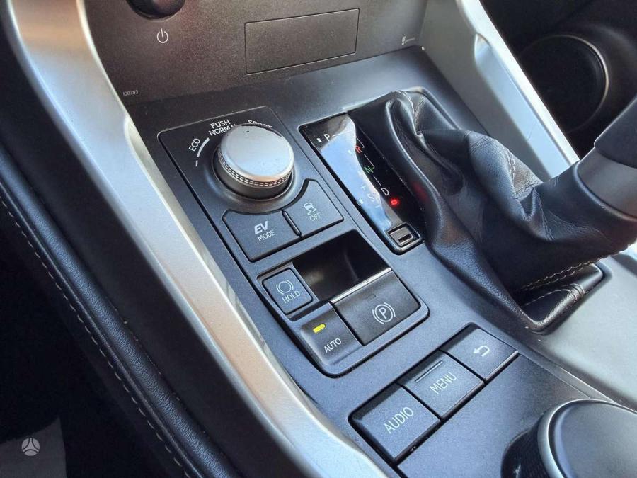 Blue Lexus NX 300h 2015 in Vilnius, with an engine capacity of 2.49 L and mileage of 204 thousand km for 18300 €, photo 20 on AUTOMOTO.COM.LV