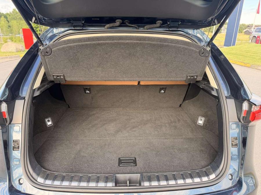 Blue Lexus NX 300h 2015 in Vilnius, with an engine capacity of 2.49 L and mileage of 204 thousand km for 18300 €, photo 34 on AUTOMOTO.COM.LV