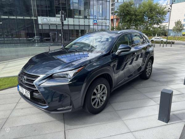 Blue Lexus NX 300h 2015 in Vilnius, with an engine capacity of 2.49 L and mileage of 301 thousand km for 18499 €, photo 3 on AUTOMOTO.COM.LV