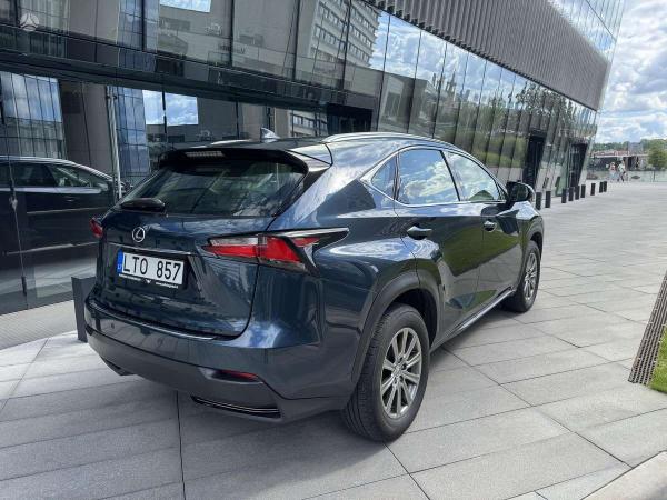 Blue Lexus NX 300h 2015 in Vilnius, with an engine capacity of 2.49 L and mileage of 301 thousand km for 18499 €, photo 7 on AUTOMOTO.COM.LV