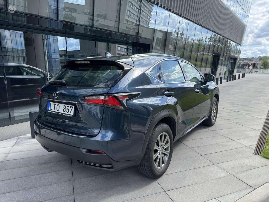 Blue Lexus NX 300h 2015 in Vilnius, with an engine capacity of 2.49 L and mileage of 301 thousand km for 18499 €, photo 8 on AUTOMOTO.COM.LV