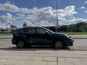 Blue Lexus NX 300h 2015 in Vilnius, with an engine capacity of 2.49 L and mileage of 301 thousand km for 18499 €, photo 11 on AUTOMOTO.COM.LV
