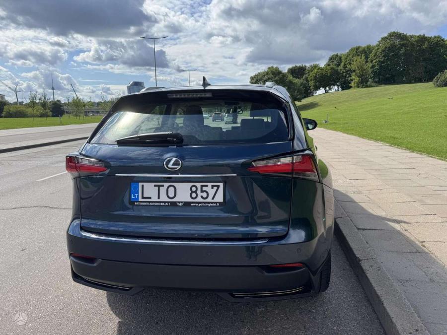 Blue Lexus NX 300h 2015 in Vilnius, with an engine capacity of 2.49 L and mileage of 301 thousand km for 18499 €, photo 13 on AUTOMOTO.COM.LV